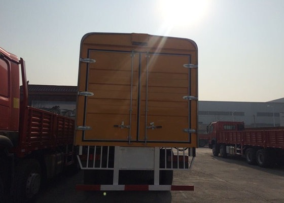 10 Wheels Wing Van Truck , 266HP Horse Power Quick Loading Wing Box Truck