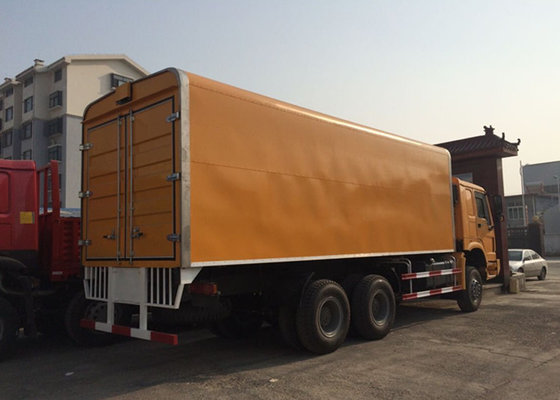 10 Wheels Wing Van Truck , 266HP Horse Power Quick Loading Wing Box Truck