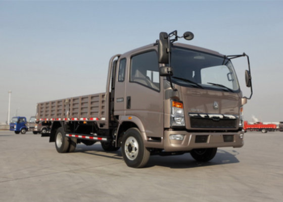 /Diesel 4x2 HOWO Light Duty Trucks For Logistics 115HP Engine SGS Approval