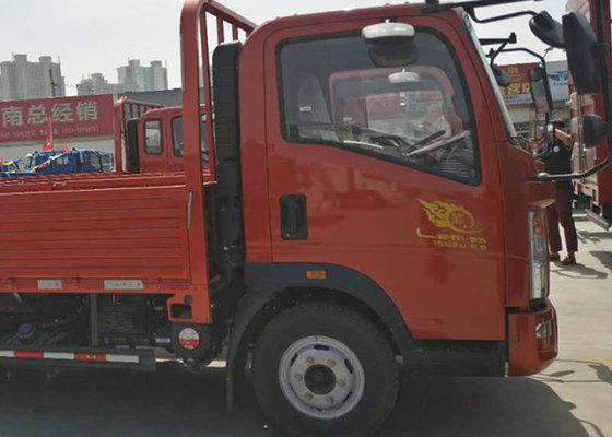 154 HP Engine Light Duty Trucks Two Axles 7995 × 2498 × 2850mm Size