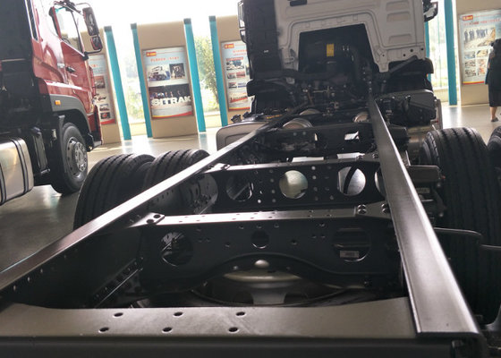 Euro 2 Emission HOWO 6x4 Tractor Truck , 420HP Engine Truck Tractor Head
