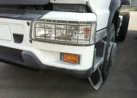 80R22.5 Tire Prime Mover Truck With ZF8198 Driving Steering 3 Axles