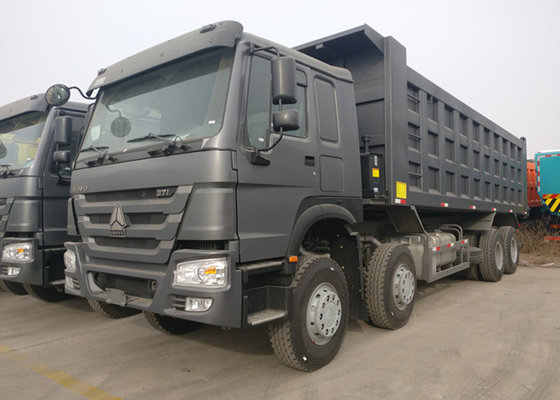 12 Wheeler Four Axles 50 Ton Heavy Dump Truck , Heavy Duty Tipper Trucks ZZ3317N3567A