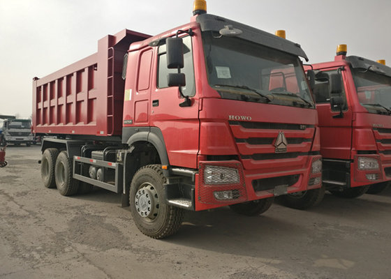 25 camion à benne basculante lourd du yard cube 336HP Sinotruk HOWO pour le transport de sable