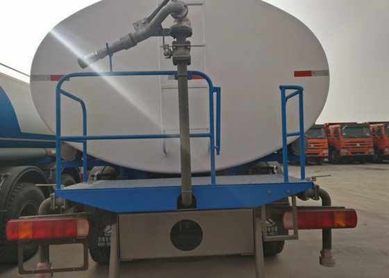 6*4 Water Carrier Truck , Commercial Water Truck 15-25CBM WD615.62 Engine
