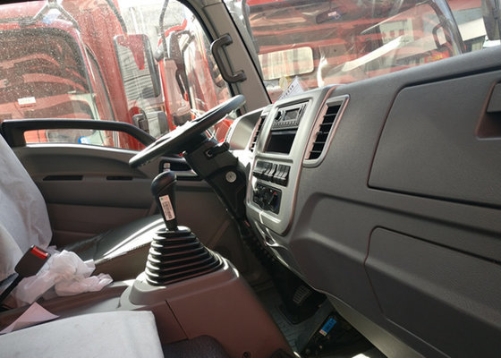 3 - 7 Ton Load Small Light Trucks Right Hand Driving 7.00R16 Tire 2540cc