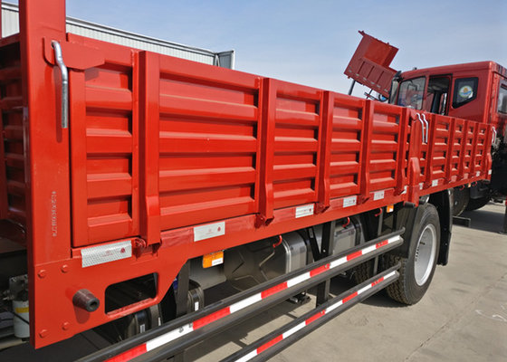 12 Ton Light Duty Trucks 154HP Cummins Engine 4500mm Wheelbase