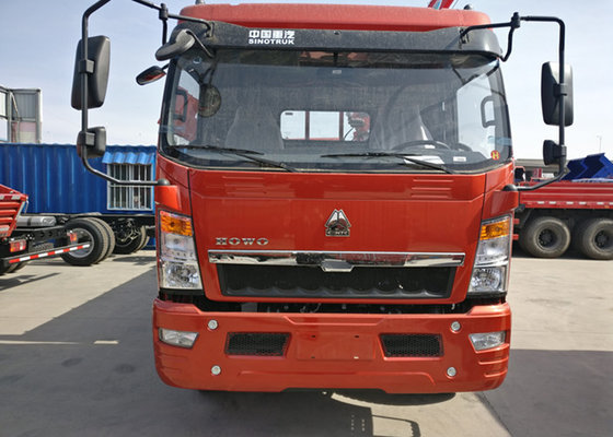 6 Wheels HOWO Light Cargo Truck 10 Ton Loading Capacity Yunnei 115HP Engine