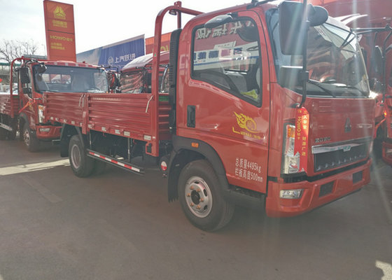 84Hp Light Duty Commercial Trucks 5 Ton Loading Capacity Sinotruk HOWO