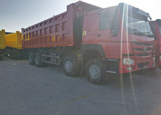 Red 12 Wheels Heavy Dump Truck 25CBM Dump For Construction Work