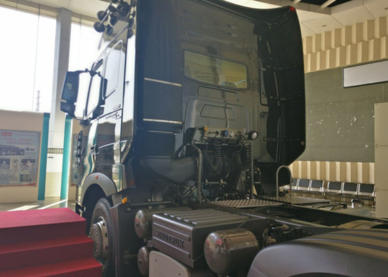 10 Wheels Sinotruk HOWO A7 Prime Mover Truck With 12.00R20 Tire