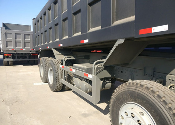 50 Ton Sinotruk HOWO Dump Truck 371HP HW19710 Transmission  LHD
