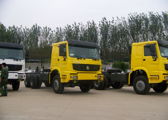 20T - 30T Euro 2 HOWO Automatic Dump Truck Chassis With Middle Lifting System