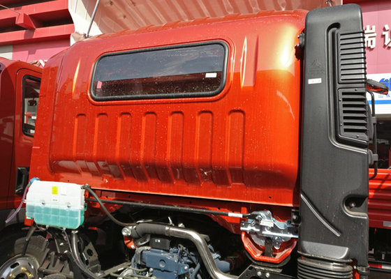Two Seats Light Duty Trucks For Small Goods Transporting Cummins Engine With A / C