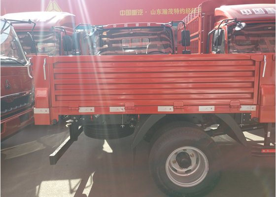 2T camion léger avant de l'axe SINOTRUK HOWO, camion- de 8 tonnes RHD 4X2 116HP