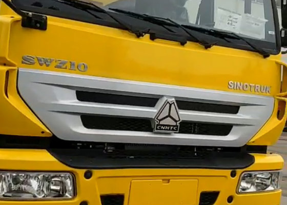 SINOTRUK HOWO 8x4 Dump Truck , 50 Ton Dump Truck With12.00r20  Tyres