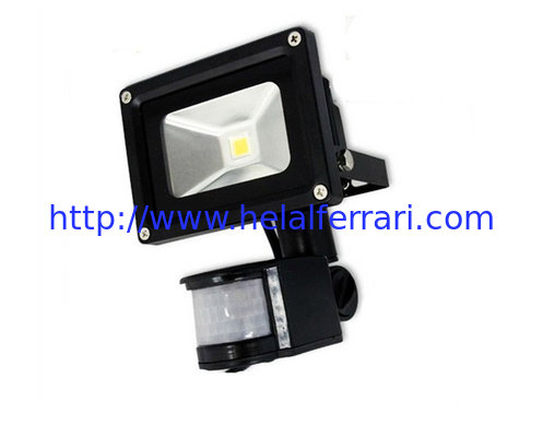 Outdoor Waterproof LED Flood Light with sensor And High Lumens supplier