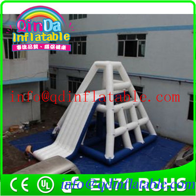 2015 hot sale qinda inflatable floating water slide