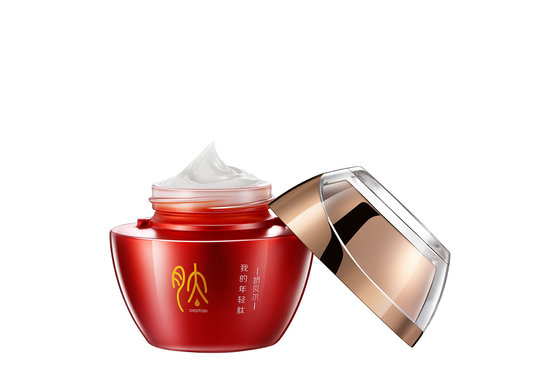 Nonapeptide silky and shiny skin aqua with moisturizing and whitening effect
