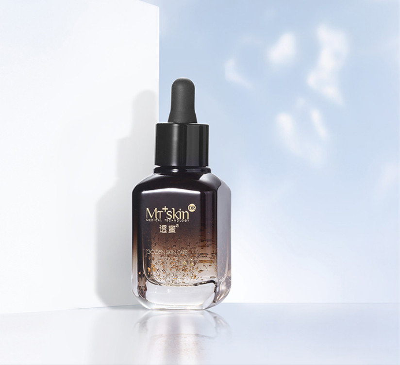 Effective Nano Gold Hydrating Skin Brightening & Pore Shrinking Serum for office ladies and school girls