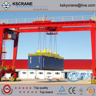 U Typed Double Girder Heavy Duty Gantry Crane For Port Use
