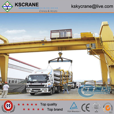 U Typed Double Girder Heavy Duty Gantry Crane For Port Use