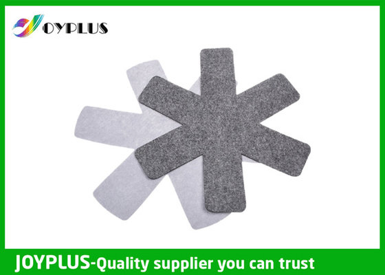 China Non-woven pot mat  Heat resistant kitchen utensil silicone hot pot holder supplier