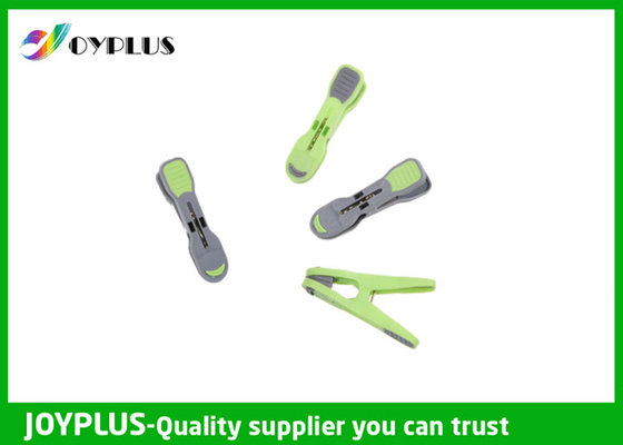 China Household Plastic Clothes Pegs For Hanging Clothes Super Strong Clamp Force supplier