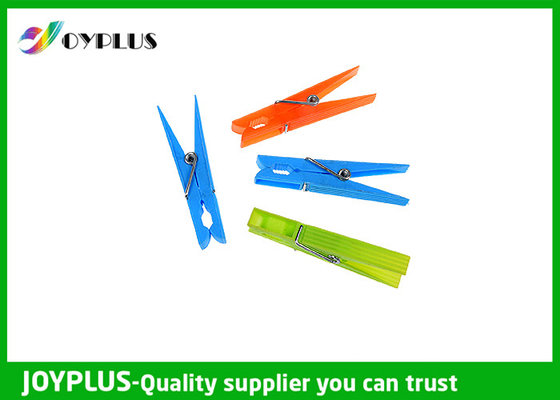China Lovely Plastic Clothes Pegs Cloth Hanging Clips With Strong Spring Easy Operation supplier