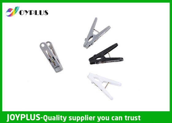 China Durable Smart Clothes Peg , Travel Clothes Pins Simple Design JOYPLUS supplier