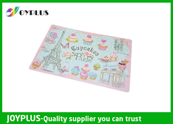 China Non Toxic Plastic Waterproof Table Mats , Square Beaded Placemats Lovely supplier