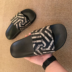 Summer Slippers male outdoor casual shoes fashion trend 2022 home anti-slip slides new man sandal wholesale