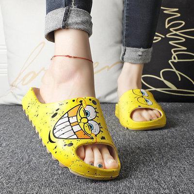 Factory price Slide Breathable Cool Beach Flip Flop Lightweight Graffiti cartoon women Bathroom home Slippers for men