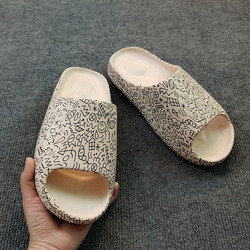 Factory price Slide Breathable Cool Beach Flip Flop Lightweight Graffiti cartoon women Bathroom home Slippers for men