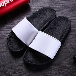 Breathable Men Slippers Pattern Solid Color PVC Material Non Slip Men Slippers