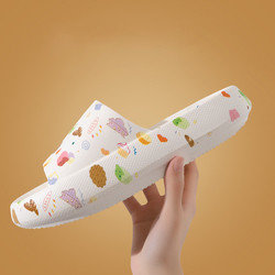 Factory supply Women summer new fashion beach sandals and slippers indoor cute Printed bear non-slip home shoes