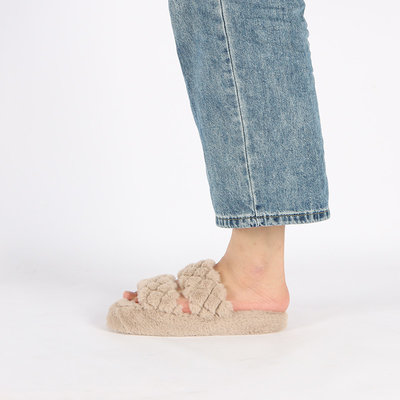 2021 house shoes women fluffy Faux Fur Slipper fashion solid color Furry Ladies Plush flat sole Open Toe slipper