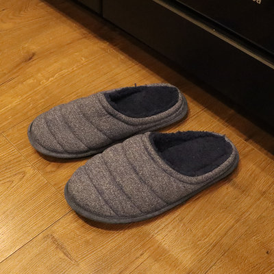 Comfortable Cotton Upper Memory Foam House Shoes Flat Closed Toe Ultra Lightweight home Indoor Slippers for Men custom shoes