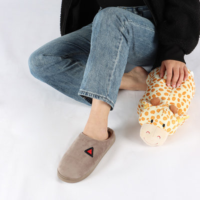 Wholesale Women Super soft material Slippers Winter Warm ladies solid color Shu velveteen closed toe house shoes