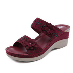New 2022 sandals flower large size rhinestone shoes women retro style wedge heel comfortable soft slippers