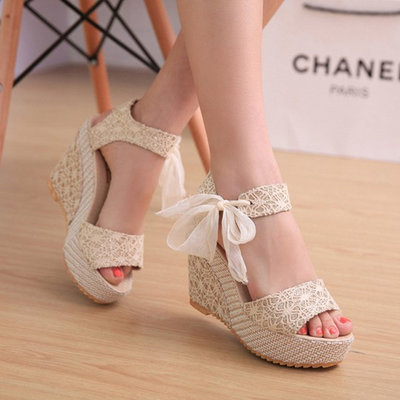 New Fashion Sexy Thick bottom female Large Size Casual Shoes Women's Sandals bowknot frenulum Heeled Slippers