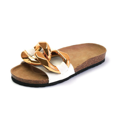 New design outdoor beach shoes fashion Metal ring decoration upper cork flat slippers summer sandals women