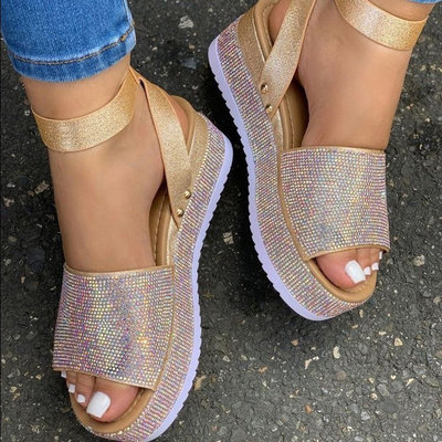 2022 New Arrivals Women rhinestones upper outdoor Shoes fashion Bling Sandals Luxury Thick Bottom slippers high sandals