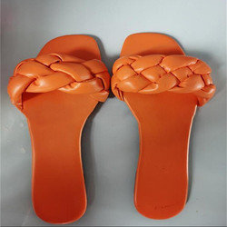 2022 new design Sponge woven slippers summer wholesale women flat beach sandals for girls outdoor casual shoes