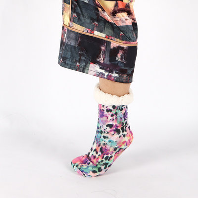new custom Women holiday winter warm thick floor stocking house indoor slipper socks with fluffy fur non skid socks