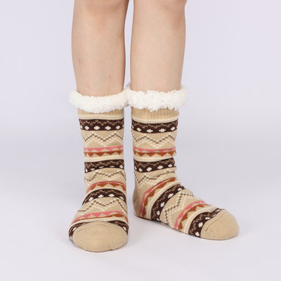 wholesale custom women winter warm anti skid cozy fuzzy plush indoor winter slipper socks ladies Christmas socks