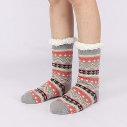 wholesale custom women winter warm anti skid cozy fuzzy plush indoor winter slipper socks ladies Christmas socks