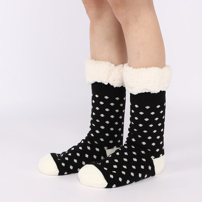 new custom ladies Comfortable Thick Winter slipper Socks Women Indoor With Dots Design Home indoor fashion Socks