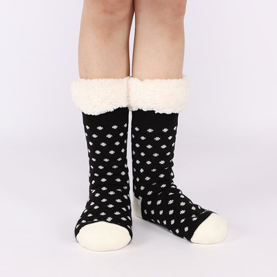 new custom ladies Comfortable Thick Winter slipper Socks Women Indoor With Dots Design Home indoor fashion Socks