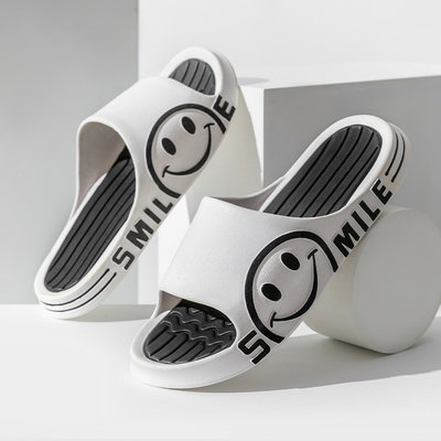 2022 hot sale new fashion cute flat sandals for Men summer home bathroom couple smiley indoor women slippers